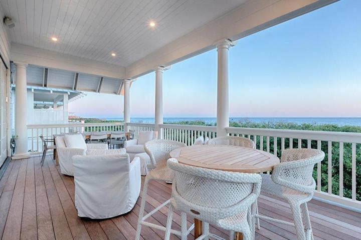 Unique Gulf Front Home in WaterColor - Homes On 30A ® 850-687-1064